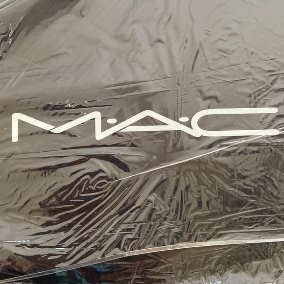 MAC Cosmetics | Accessories | Mac Cosmetics Luxury Gift Box | Poshmark